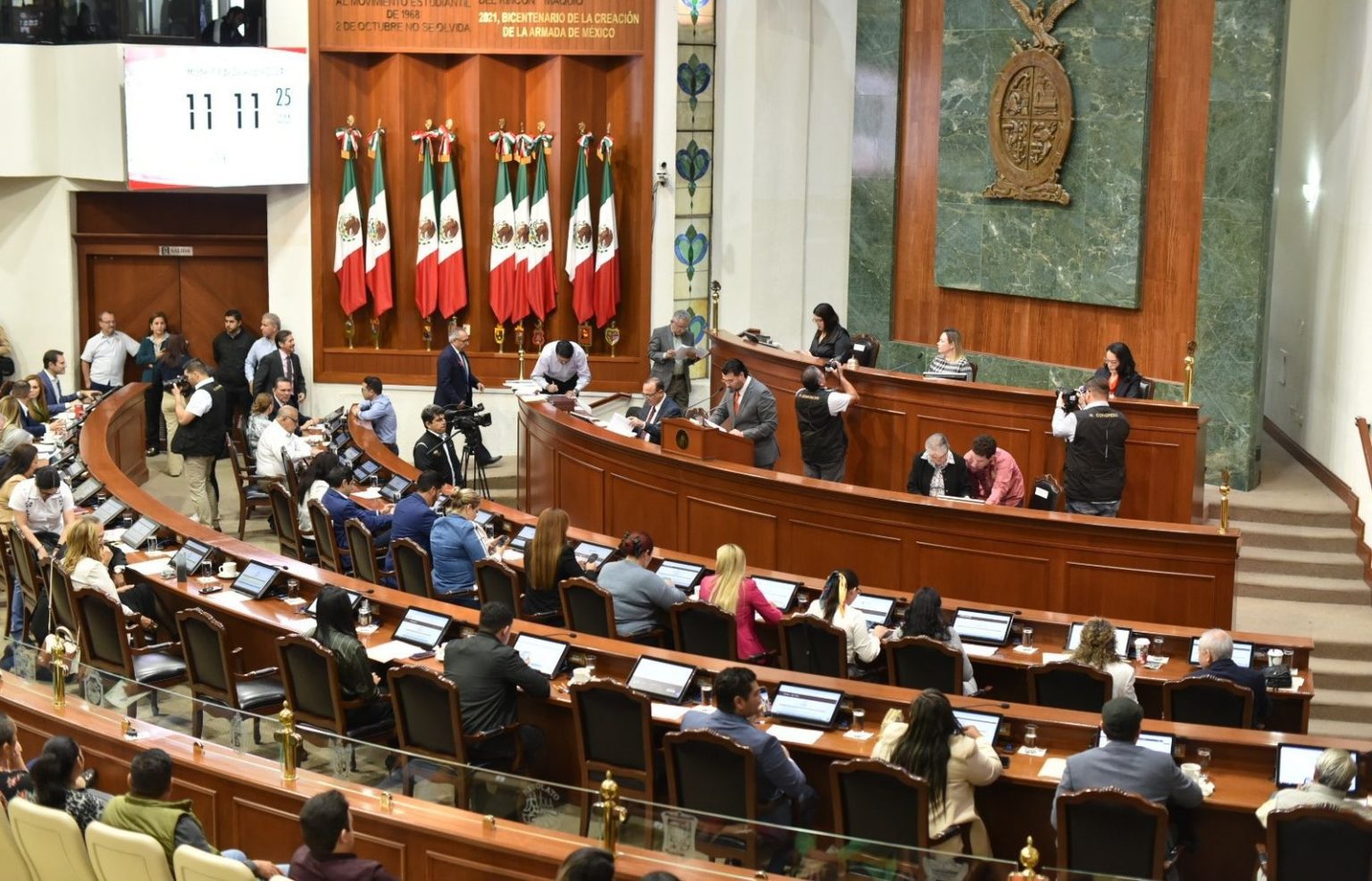 Dan lectura a tres iniciativas, dos proponen postergar obligación de ...
