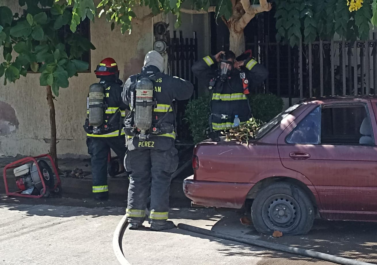 Rescatan militares a adulta mayor intoxicada en el incendio de vivienda ...