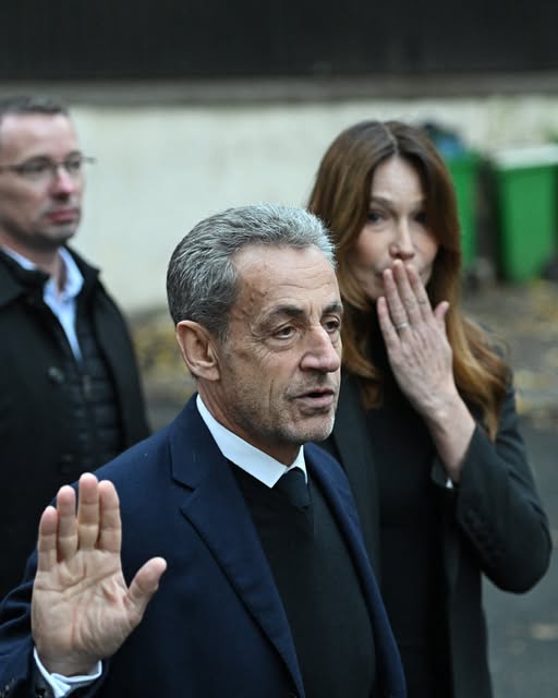 Mientras hoy ingresa a prisión el ex presidente Nicolás Sarkozy en ...